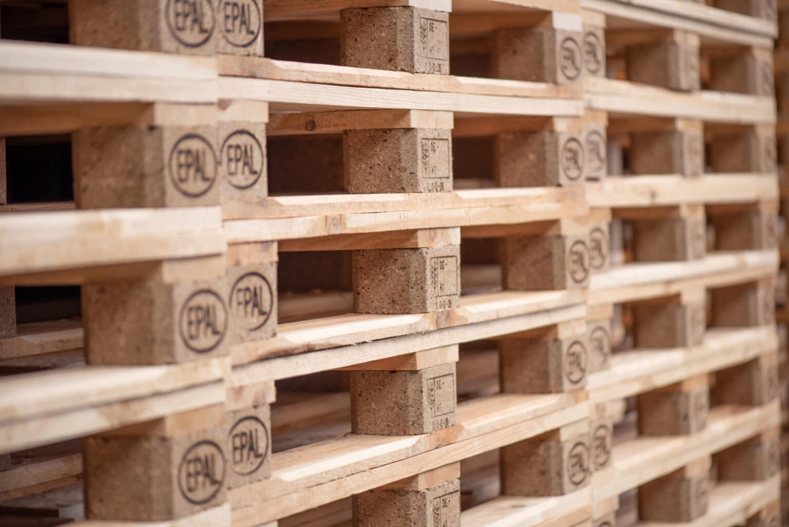 Europalette kaufen & reparieren | Müller‑Zeiner